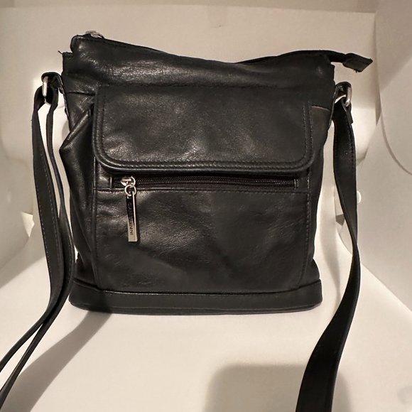 Giani Bernini | Bags | Giani Bernini Nappa Leather Venice Crossbody ...
